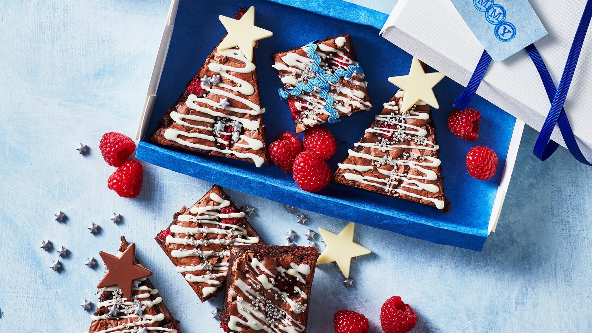 Christmas Tree Fudge Brownies with Raspberry and White Chocolate | CSR ...