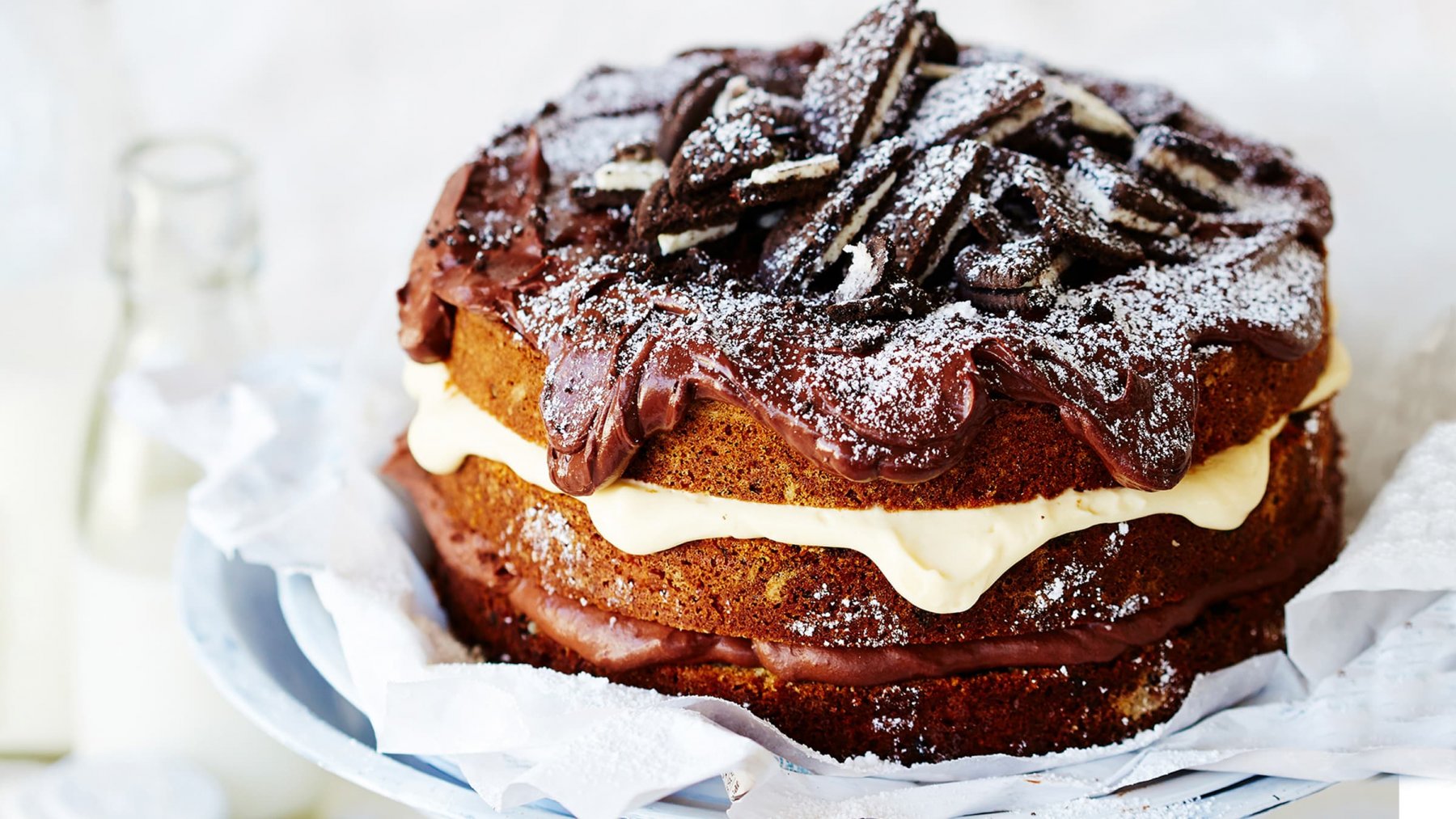 Cookies and Cream Layer Cake | CSR Sugar