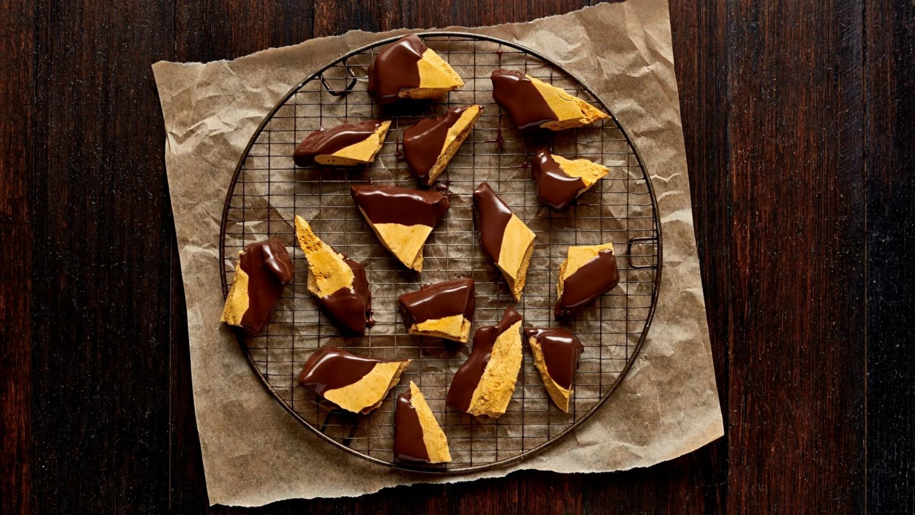 Chocolate Dipped Honeycomb | CSR Sugar